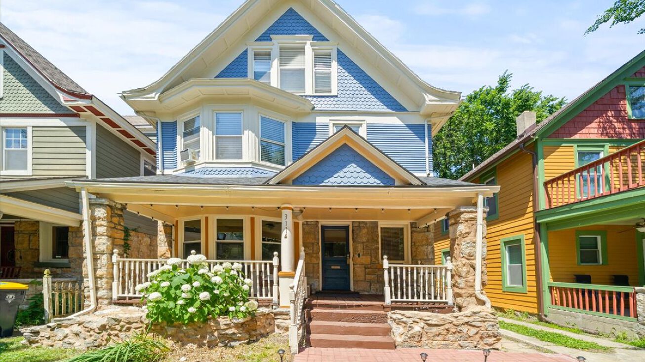 3114 Charlotte St, Kansas City, MO 64109 | Crexi.com