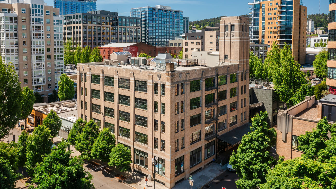 1010 NW Flanders St, Portland, OR 97209 | Crexi.com