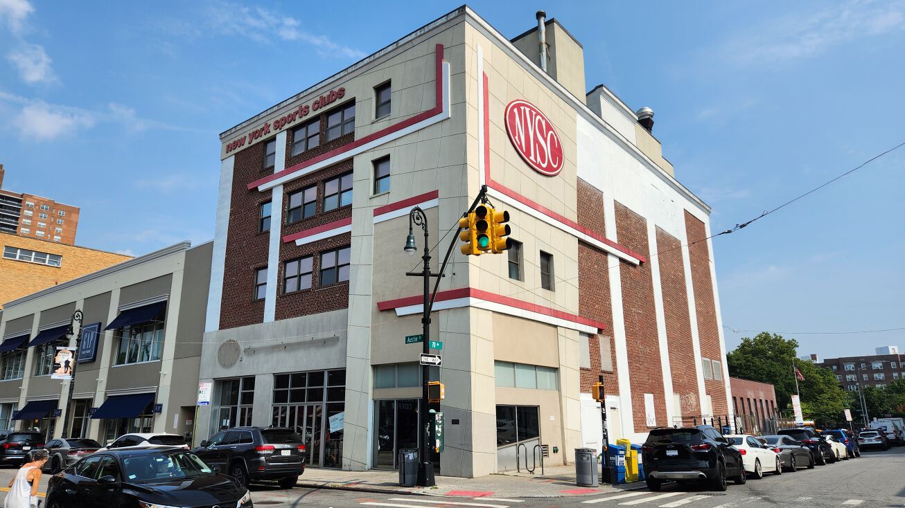 69-47 Austin St, Queens, NY 11375 | Crexi.com