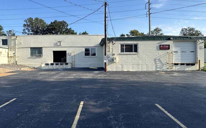 9315 WATSON INDUSTRIAL PARK Saint Louis MO 63126-1520 APN: 25L510170 ...