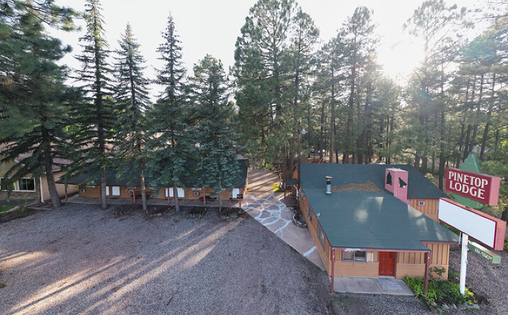 593 E WHITE MOUNTAIN BLVD Pinetop AZ 85935-5021 APN: 311-28-038A ...