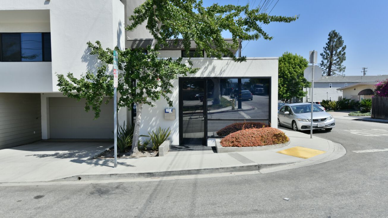 627 Aviation Way, Manhattan Beach, CA 90266 | Crexi.com