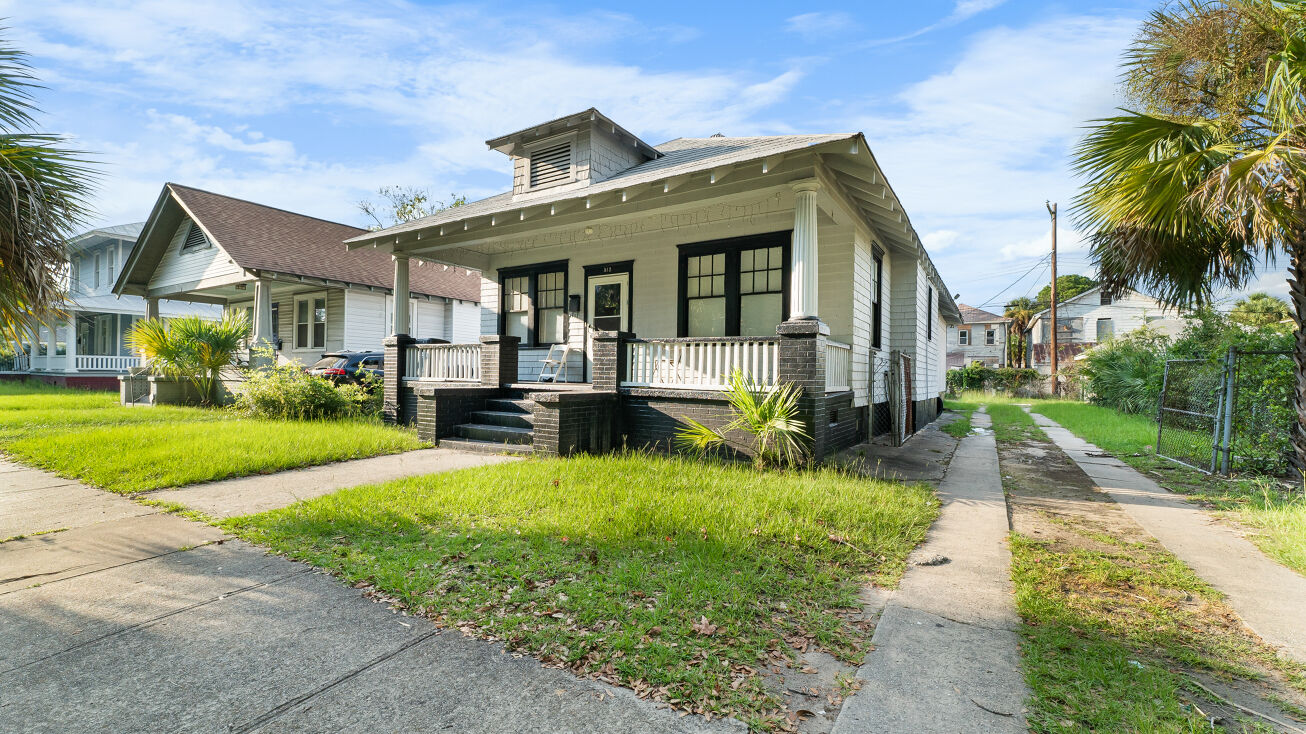 512 W 44th St, Savannah, GA 31405 | Crexi.com