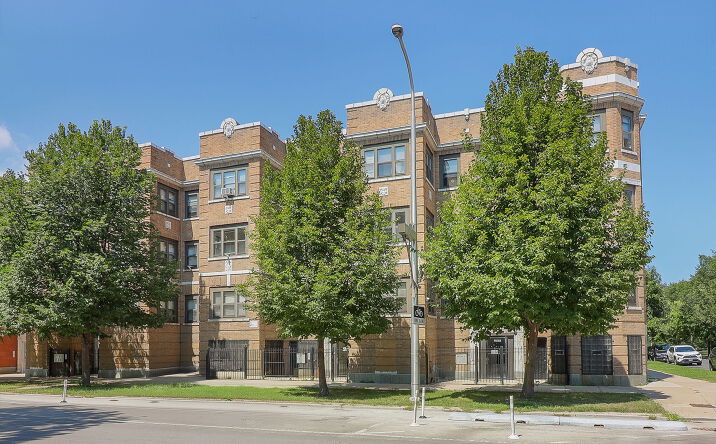 Multifamily Property, Homes & Apartment Buildings for Sale in Chicago ...
