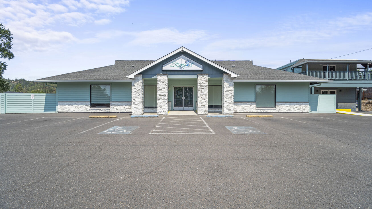 1960 SW G St, Grants Pass, OR 97526 | Crexi.com