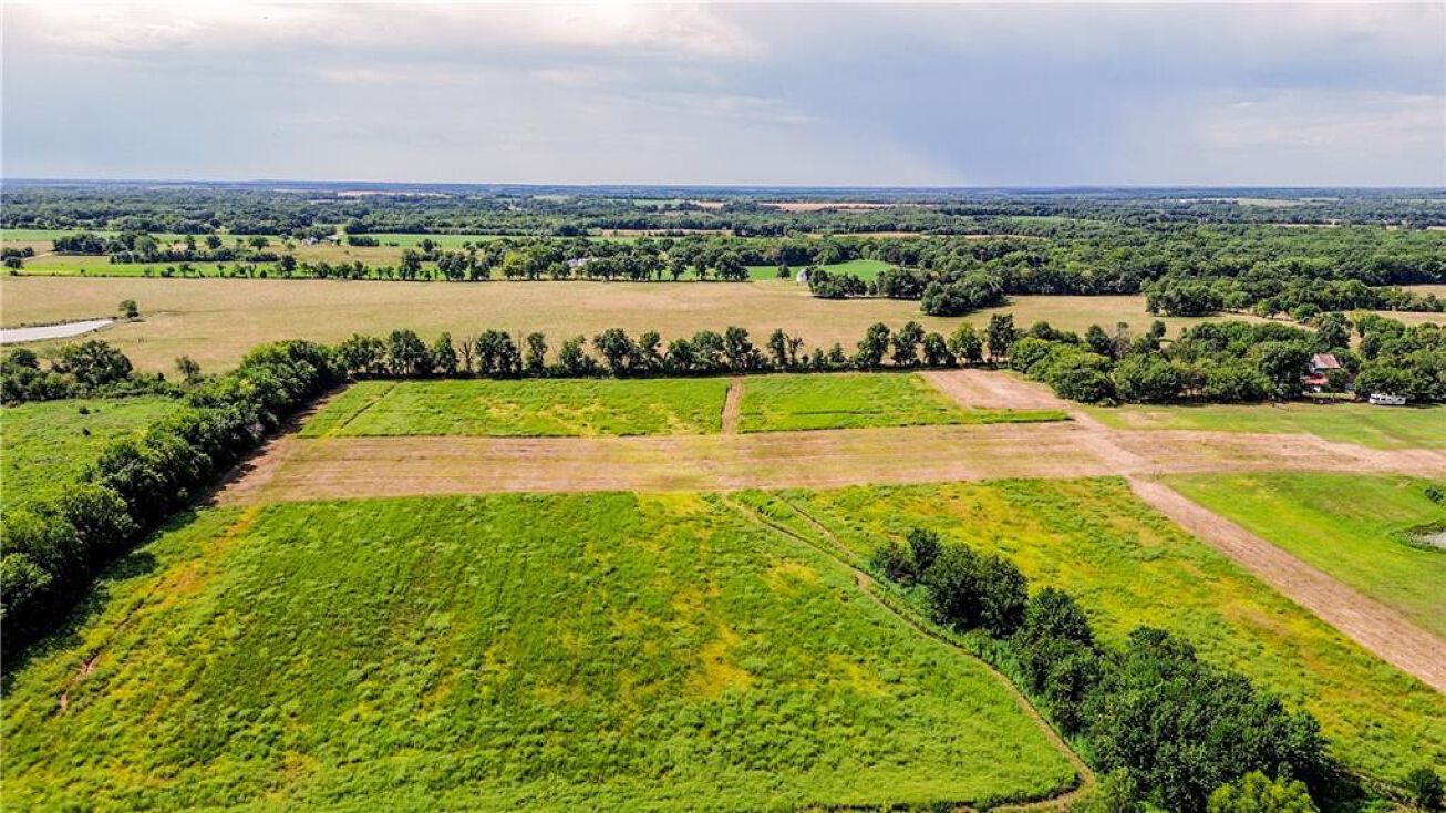 Yater Road, Bronaugh, MO 64728 | Crexi.com