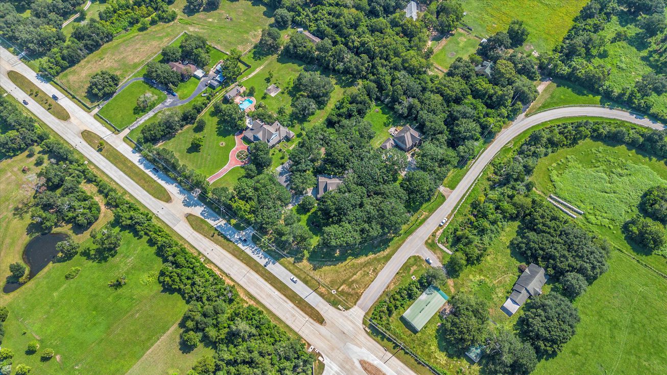 20840 Cypress Rose Hill Rd, Tomball, TX 77377 | Crexi.com