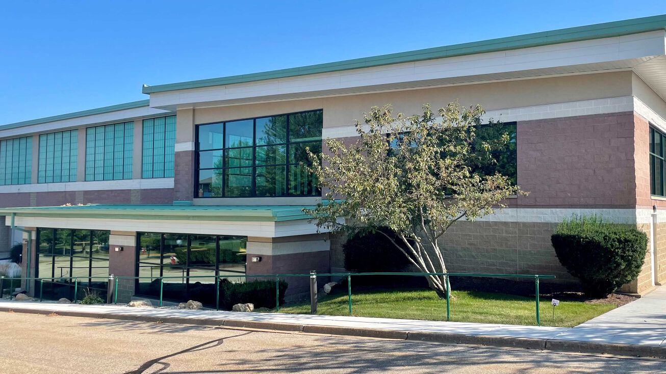 201 Prairie Heights Dr, Verona, WI 53593 | Crexi.com