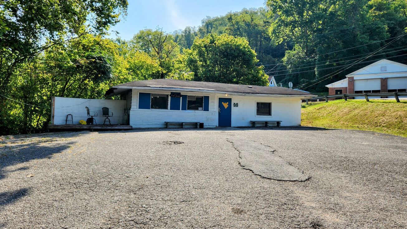 2202 Sissonville Dr, Charleston, WV 25387 | Crexi.com