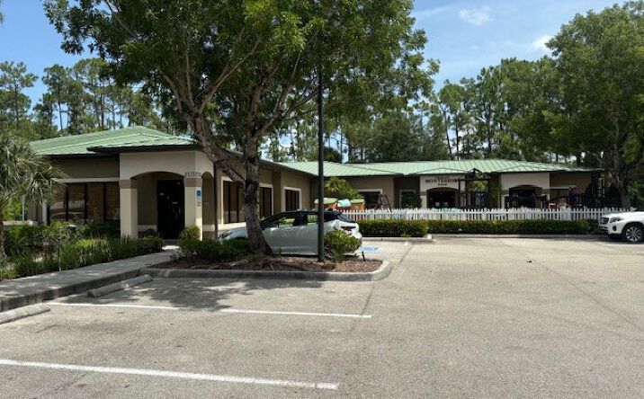 2535 Northbrooke Plaza Dr, Naples, FL 34119 | Crexi.com