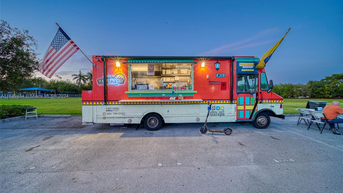 Food Trucks For Sale in K Miami, Miami, FL 33196 | Crexi.com