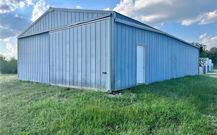 4505 Campbell Dr, Fort Scott, KS 66701 | Crexi.com