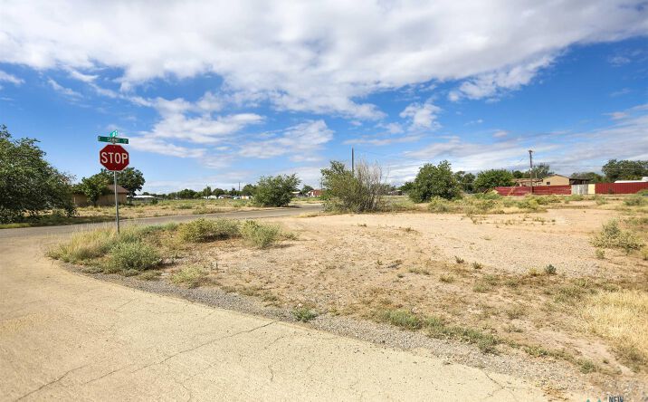 915 E Summit Street, Roswell, NM 88203 | Crexi.com