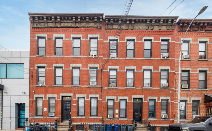 31-34 GREENPOINT AVE Queens NY 11101 | Crexi.com