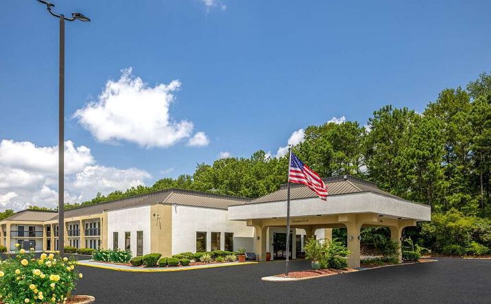 Ely Silverstein - Cushman & Wakefield - Boca Raton, Florida | Crexi