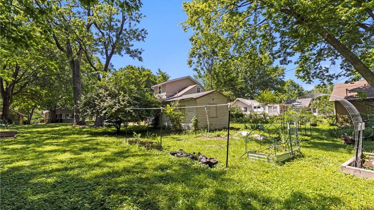 4419 Francis Street, Kansas City, KS 66103 | Crexi.com