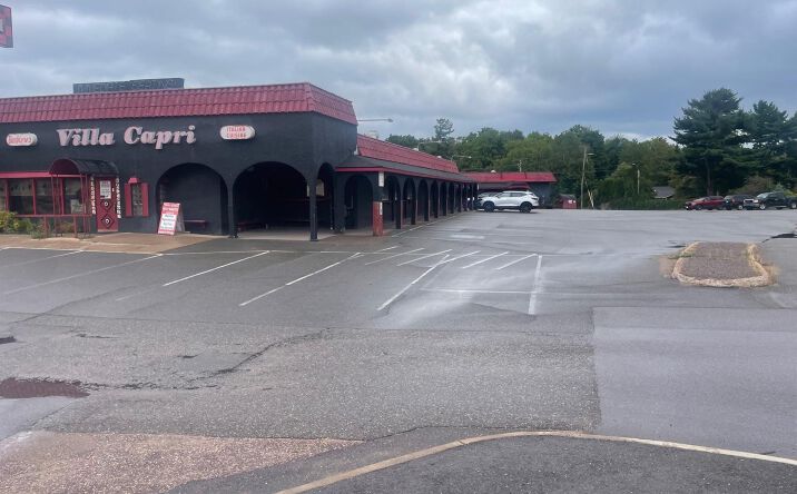 125 Chocolay Downs Golf Dr, Marquette, MI 49855 | Crexi.com