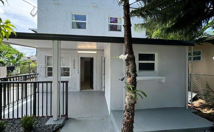 2388 NW 33rd St, Miami, FL 33142 | Crexi.com