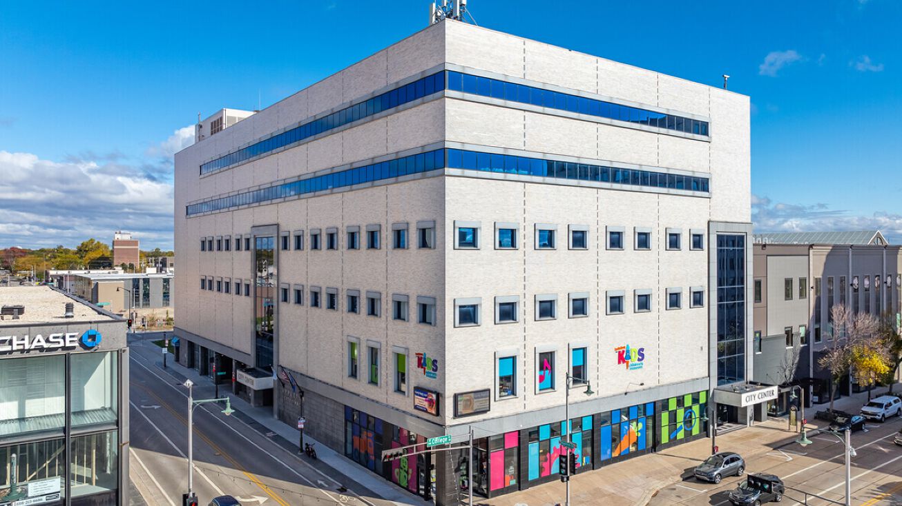 100 W College Ave, Appleton, WI 54911 | Crexi.com