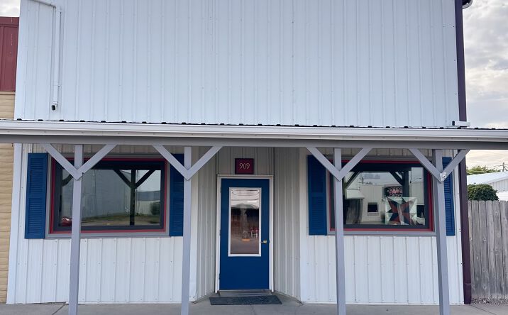 909 Main St, Kadoka, SD 57543 | Crexi.com