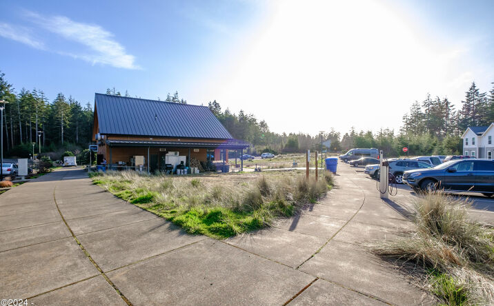 755 SE (Across Of) College Way, Newport, OR 97366 | Crexi.com