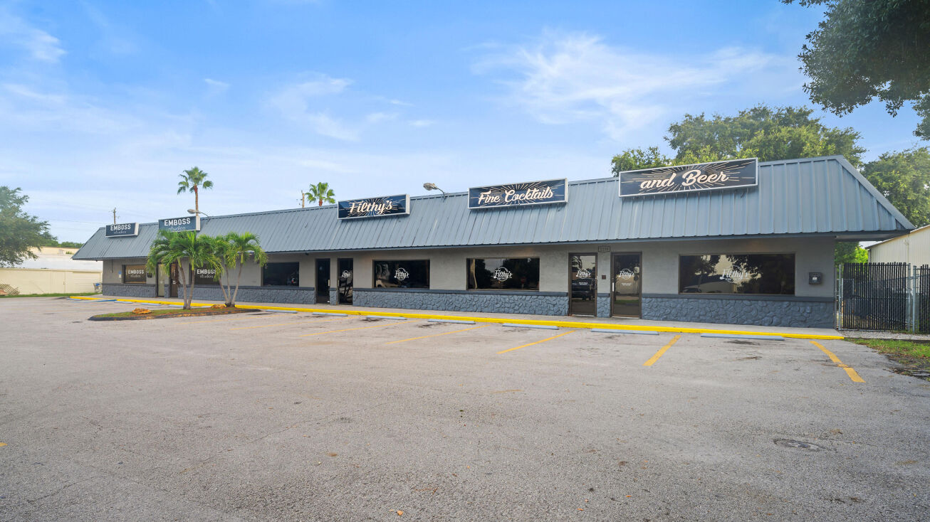 1238 16th Street, Vero Beach, FL 32960 | Crexi.com