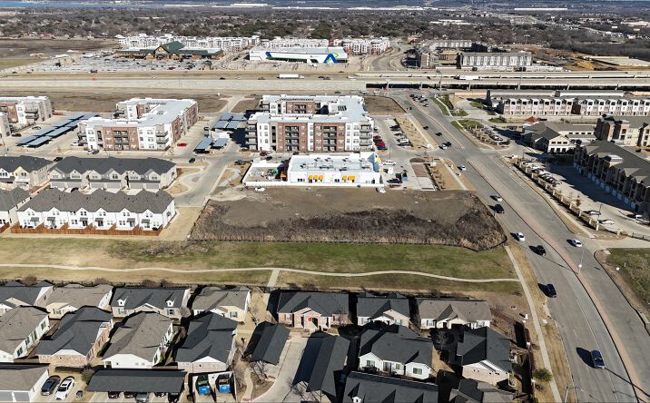 2015 Forum Dr, Grand Prairie, TX 75052 | Crexi.com