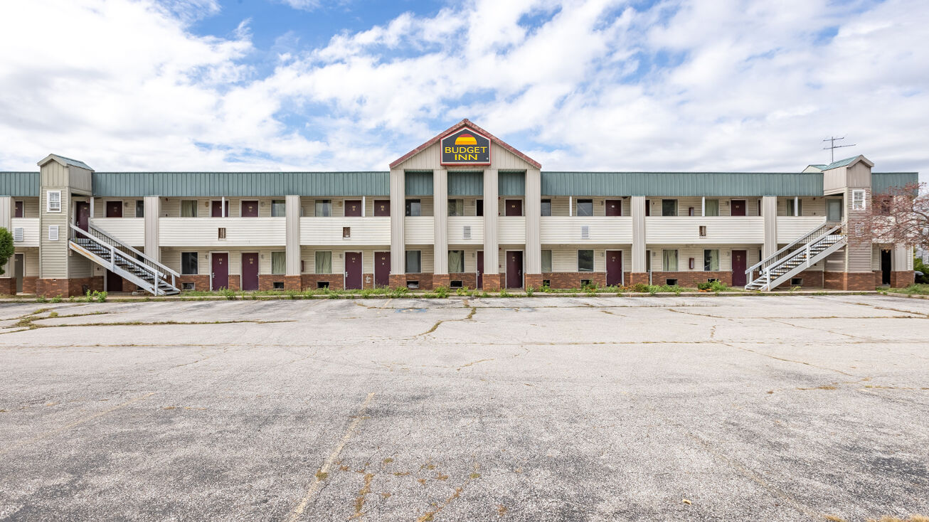 6023 Gateway Dr, Plainfield, IN 46168 | Crexi.com