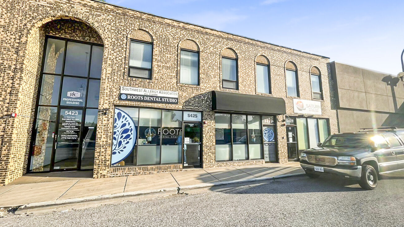 5423 W 95th St, Oak Lawn, IL 60453 | Crexi.com