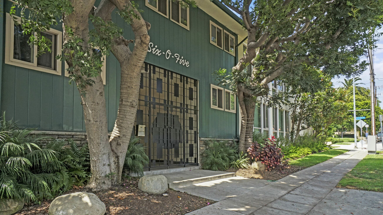 605 S Barrington Ave, Los Angeles, CA 90049 | Crexi.com