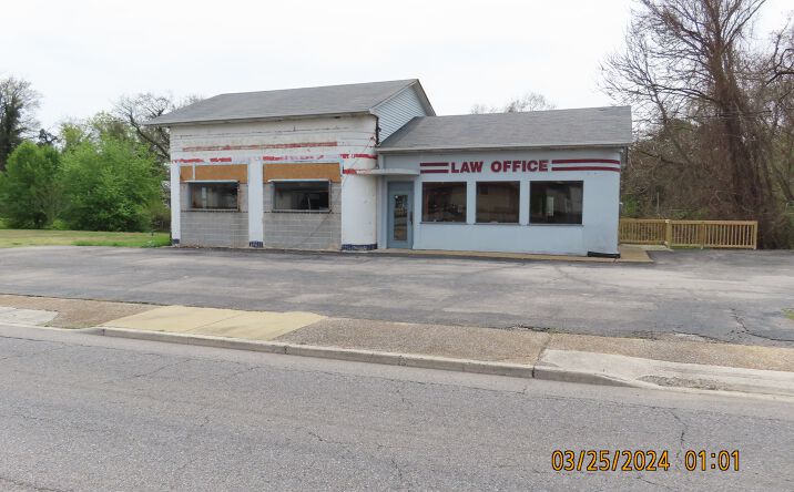 327 W Gaines St, Lawrenceburg, TN 38464 | Crexi.com