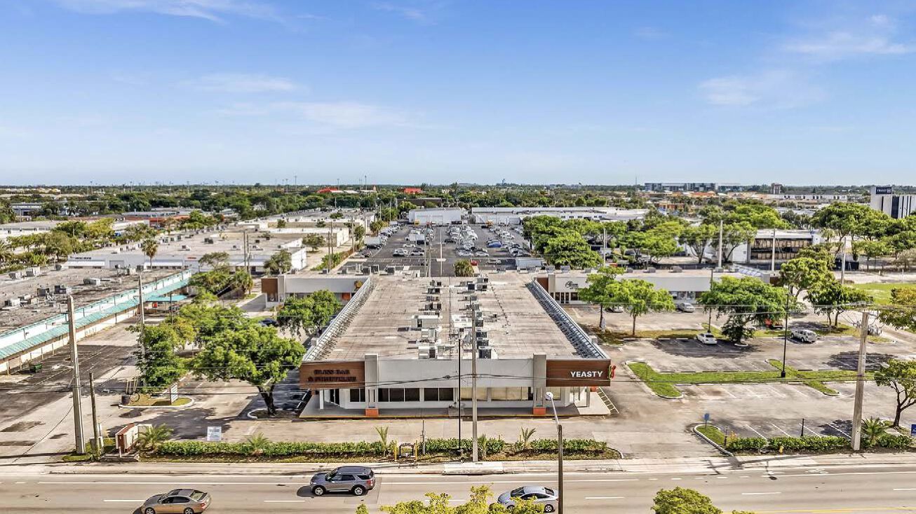 3908 NW 19th St, Lauderhill, FL 33311 | Crexi.com