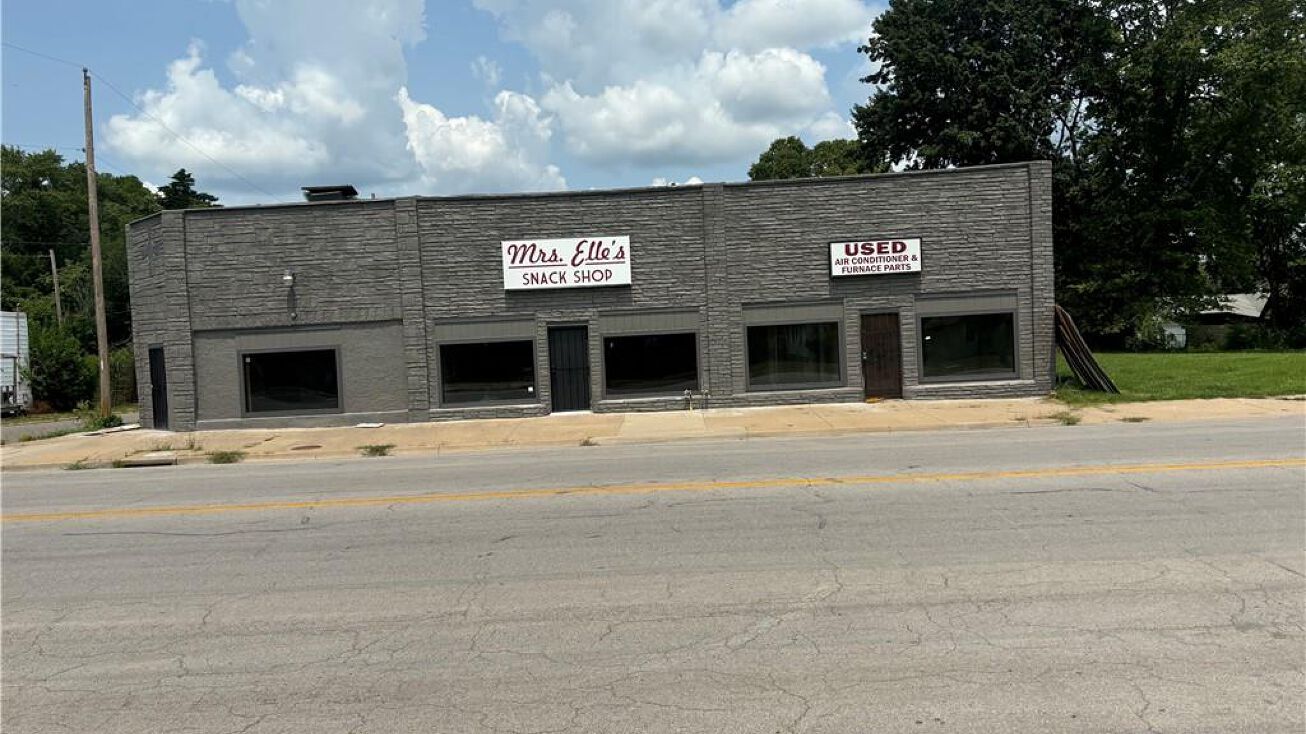 1720 Quindaro Boulevard, Kansas City, KS 66104 | Crexi.com
