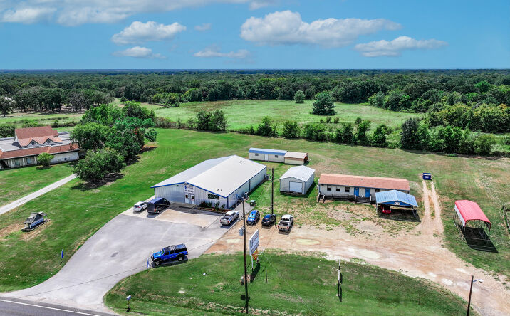 723 S Seven Pts Dr, Tool, TX 75143 | Crexi.com