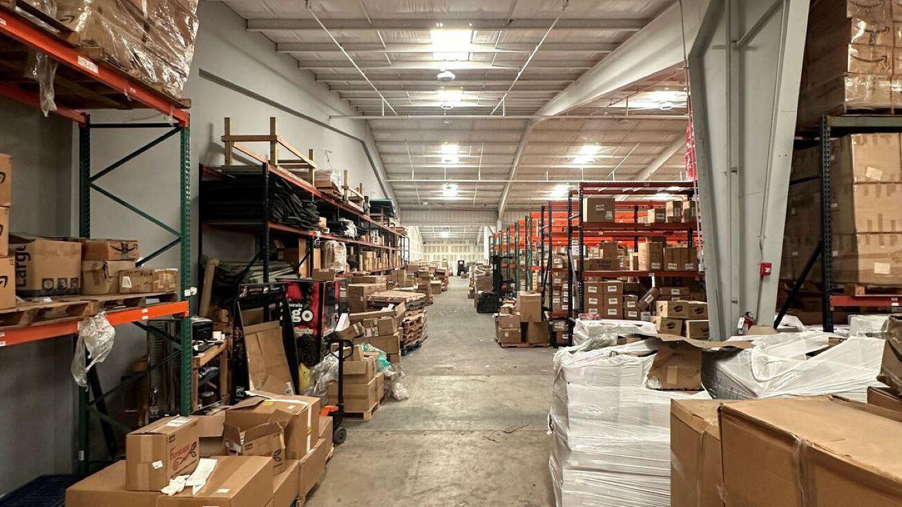 7176 15th St E, Sarasota, FL 34243 | Crexi.com