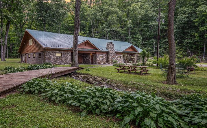 3644 ROUTE 426 Spring Creek PA 16436-3328 APN: YV-004-728500-000 ...