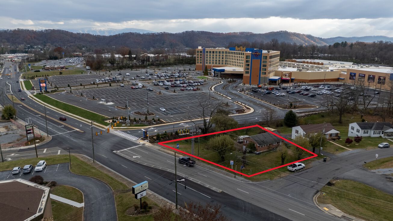 2016 Veda Dr, Bristol, VA 24201 | Crexi.com