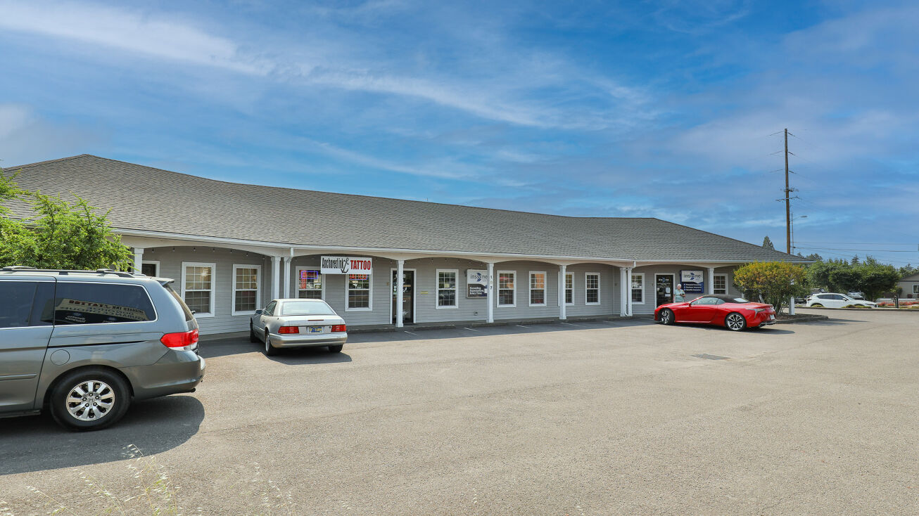 107 W Q St, Springfield, OR 97477 | Crexi.com