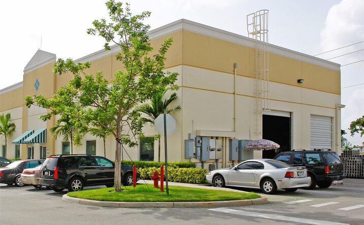 3569 SW 10th St, Pompano Beach, FL 33069 | Crexi.com