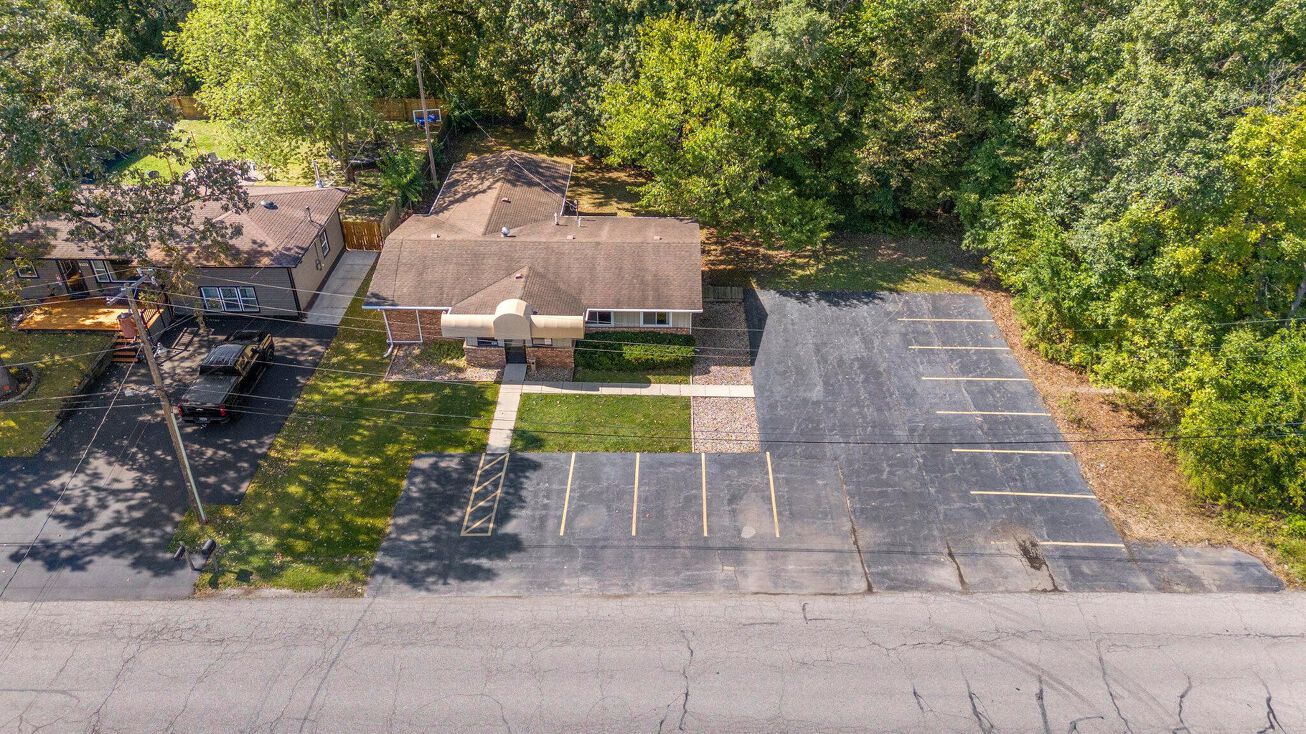 792 Juniper Rd, Valparaiso, IN 46385 | Crexi.com