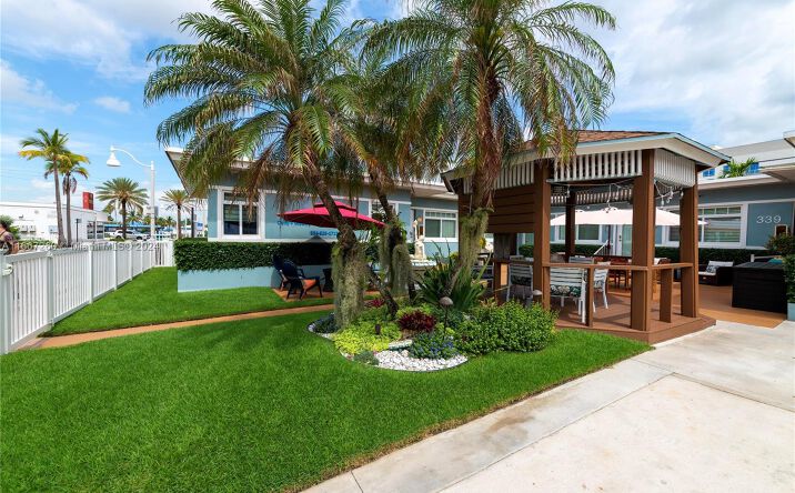 339 Taylor St, Hollywood, FL 33019 | Crexi.com