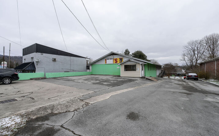 7014 CUMBERLAND GAP PKWY Harrogate TN 37752-8232 APN: 015H A 00200 ...