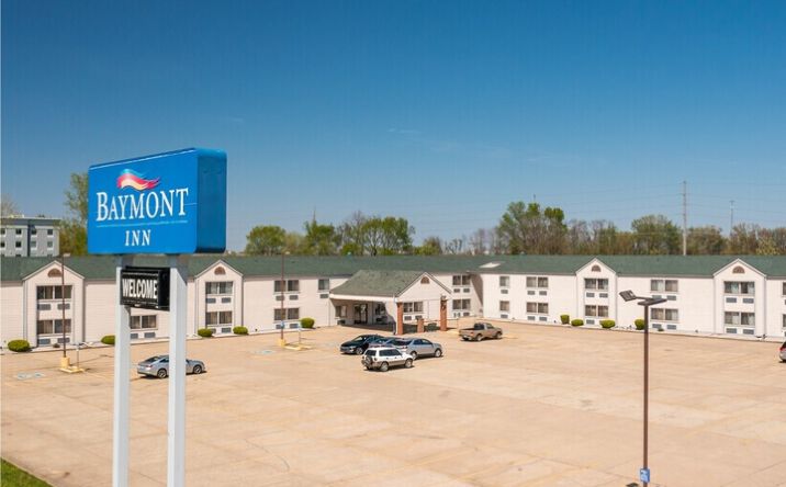 Hotels, Motels, Restaurants & Hospitality for Sale in Illinois | Crexi.com