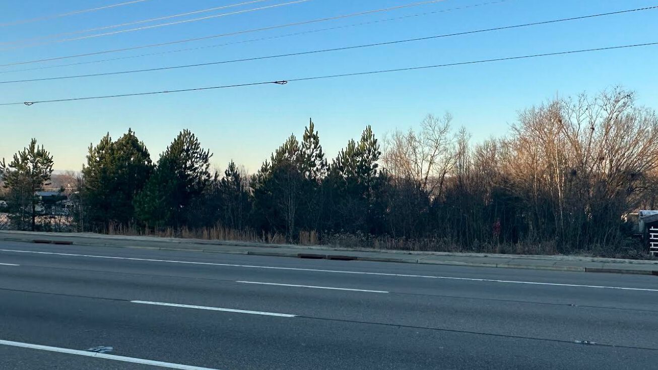 Winfield Dunn Pkwy, Sevierville, TN 37876 | Crexi.com