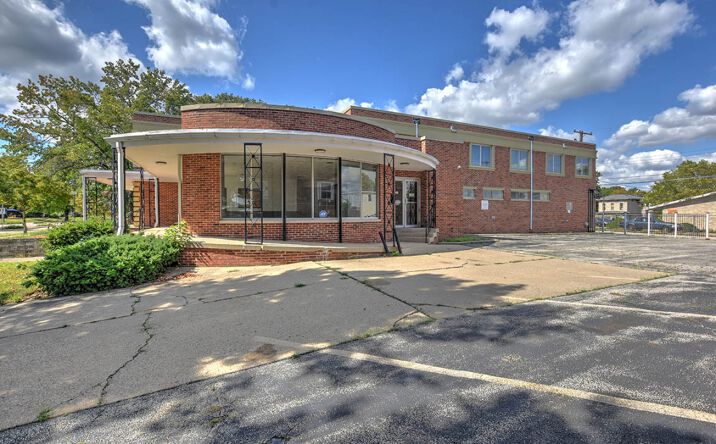 375 N 22nd St, Decatur, IL 62521 | Crexi.com