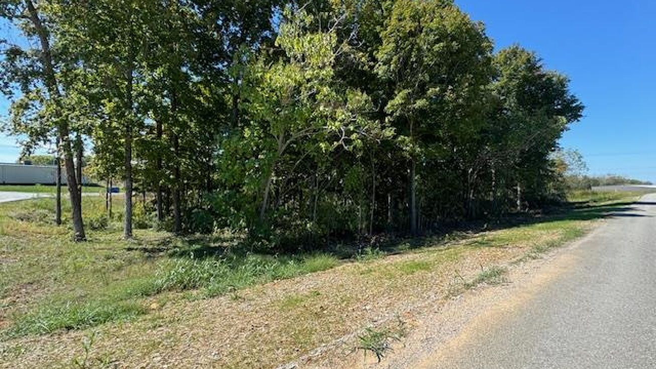 Tract 3 Carroll Knicely Drive, Glasgow, KY 42141 | Crexi.com