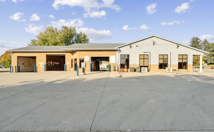 321 & 331 Main St Tiffin, IA, Tiffin, IA 52340 | Crexi.com