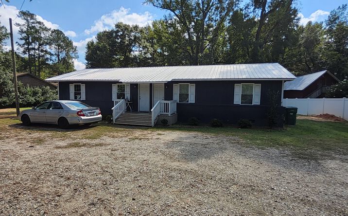 224 E Clark St, Pinewood, SC 29125 | Crexi.com