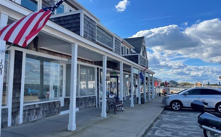 101 BAY ST Westerly RI 02891 APN: 185-32A | Crexi.com