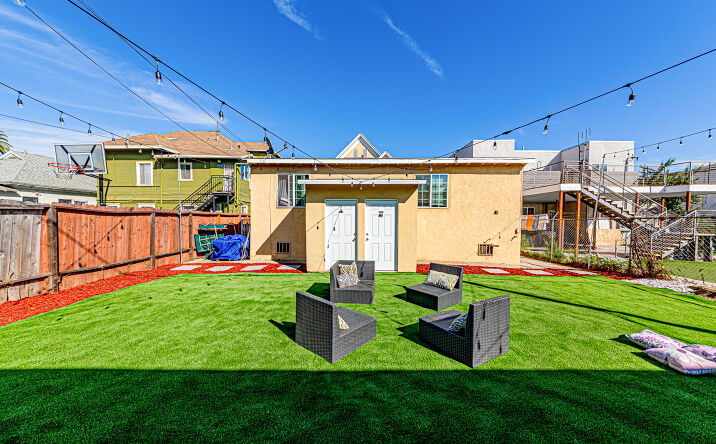 1731 S New Hampshire Ave, Los Angeles, CA 90006 | Crexi.com